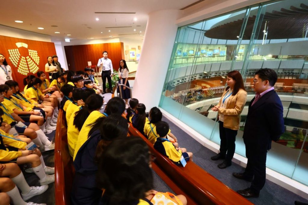 2024年5月28及29日_五年級參觀香港立法會 – Po Leung Kuk Lam Man Chan English Primary School